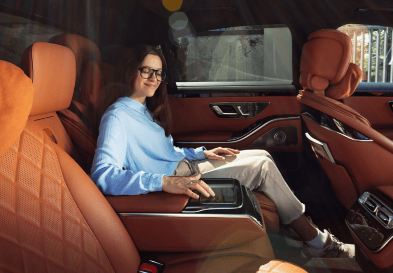 eToro card benefits for travel abroad